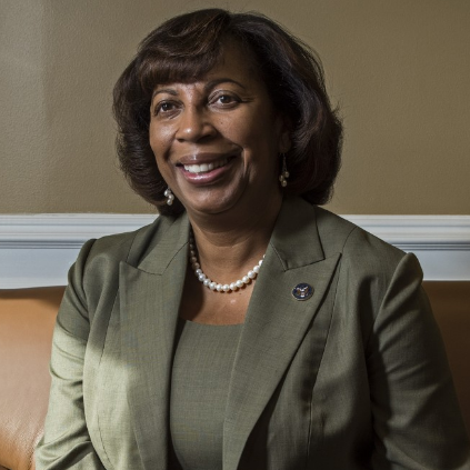 Gennine Hagar ’82 retires after 30-year career with federal court ...