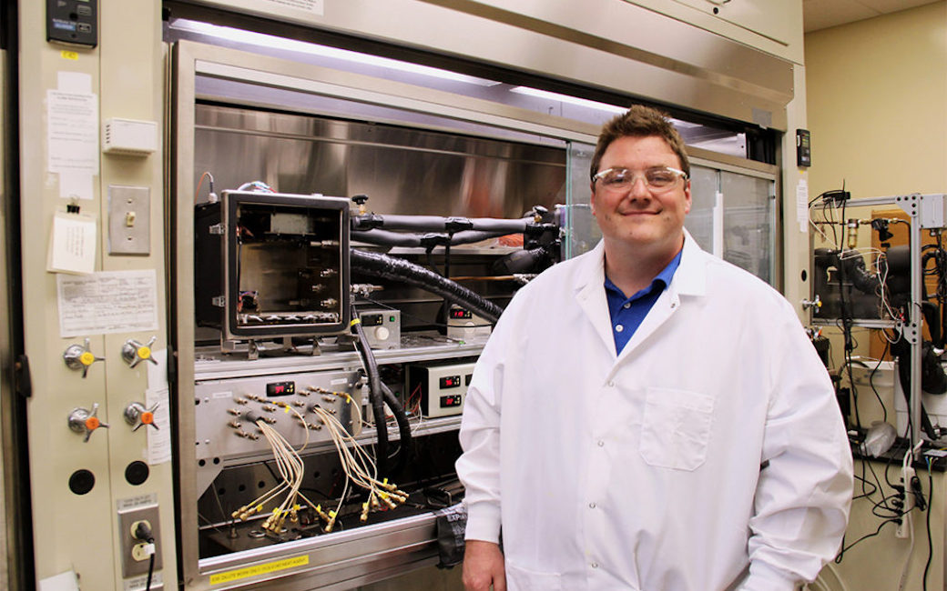 Alum works to decontaminate military equipment, soldiers’ possessions ...