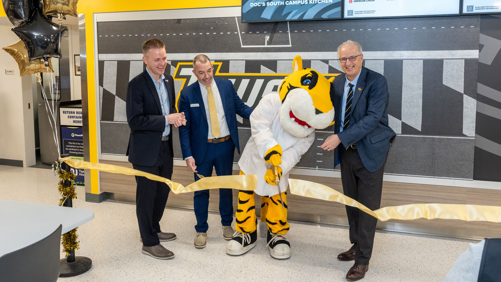 Towson University opens new Towson Center dining hall | Towson University